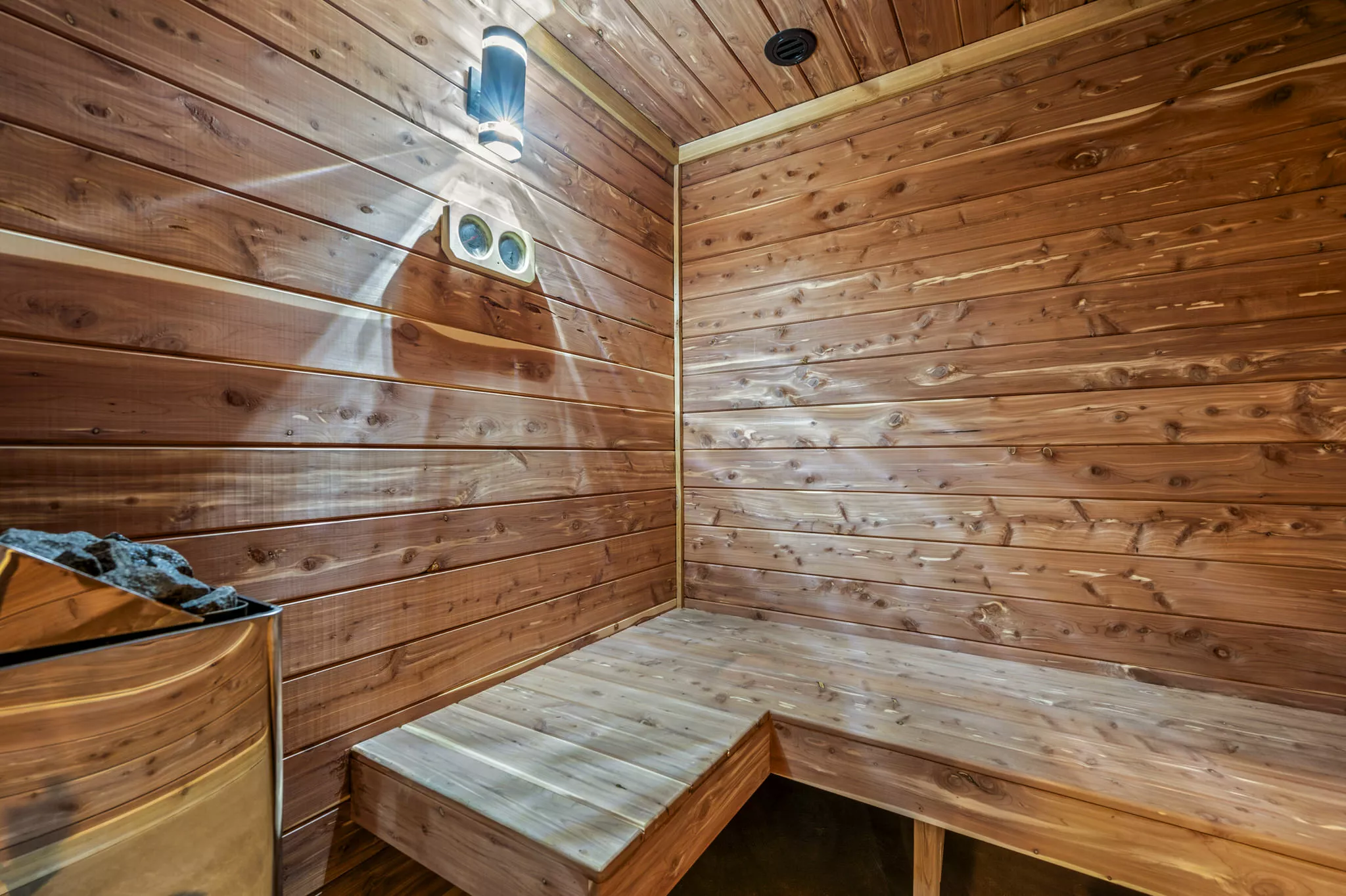 Cedar Hawk Springs - 1 bedroom Cabin / Bungalow in Sevierville - Elk ...