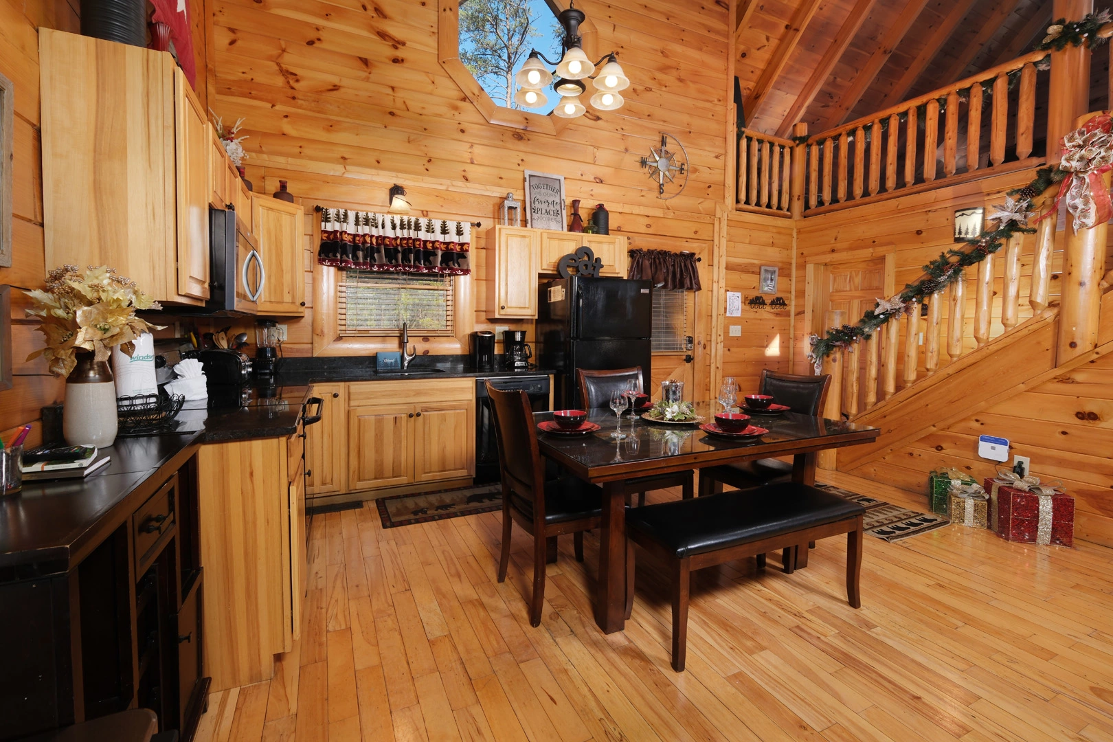 Wonderland Dream - 2 bedroom Cabin in Sevierville - Colonial Properties