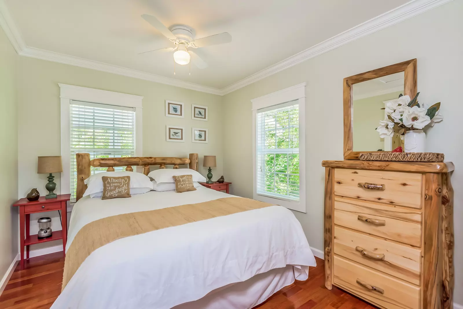 Shell Mountain Cabin - 2 bedroom Sevierville Cabins in Sevierville ...