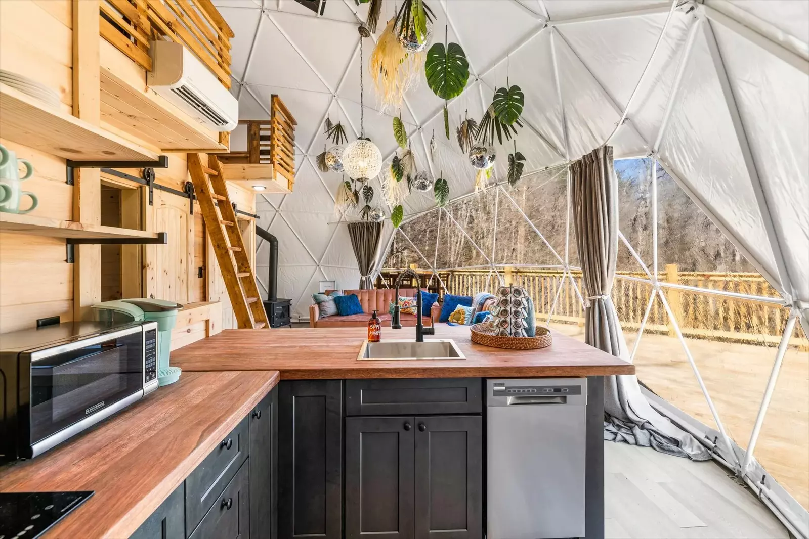 Night Fever - GLAMP - 2 bedroom Glamping in Sevierville - Stay Minty