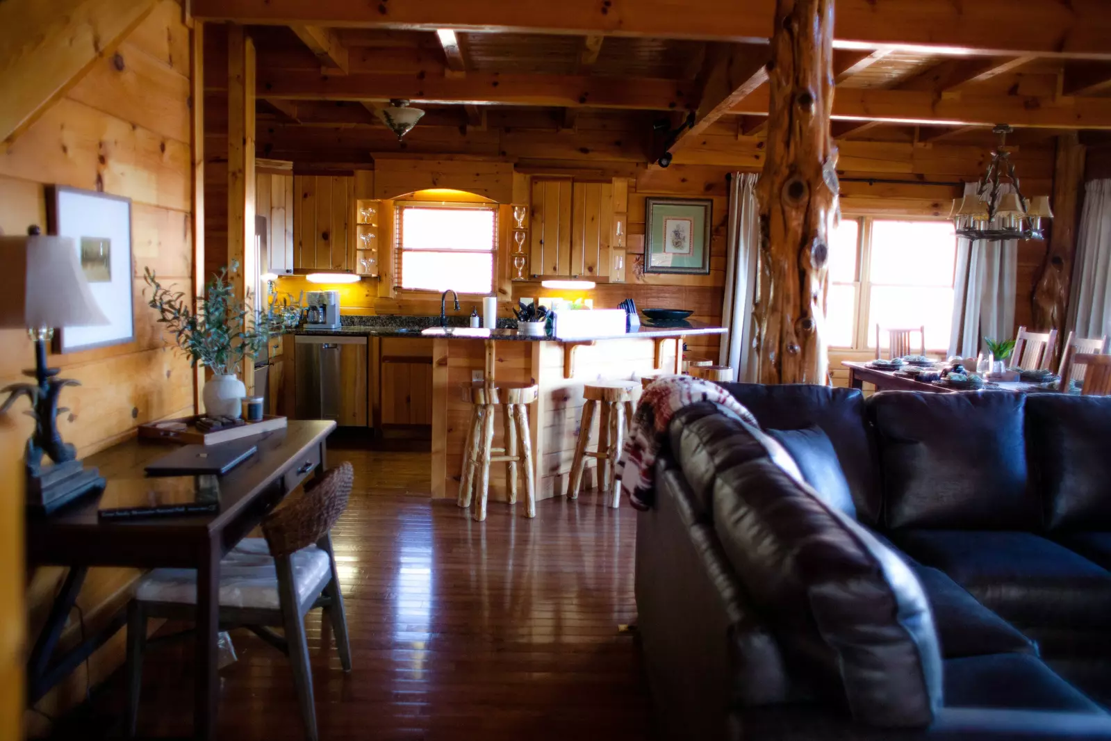Peaks and Pines Lodge - 4 bedroom Sevierville Cabins in Sevierville ...
